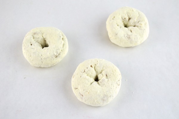 Make Your Very Own Life Preserver Donuts | Skip To My Lou