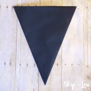 How to Make a Paper Spider web | Skip To My Lou
