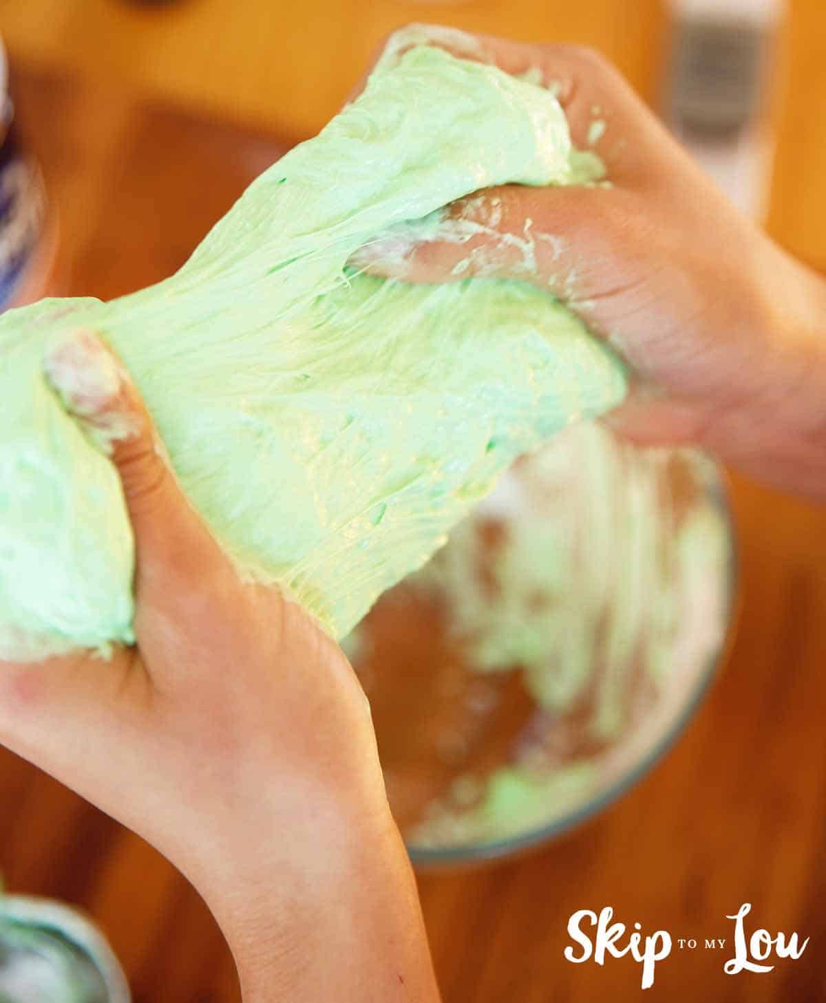How to Make Slime That Works! (EASY Recipe)