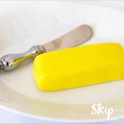 How To Make Butter Slime {only 3 ingredients} | Skip to my Lou
