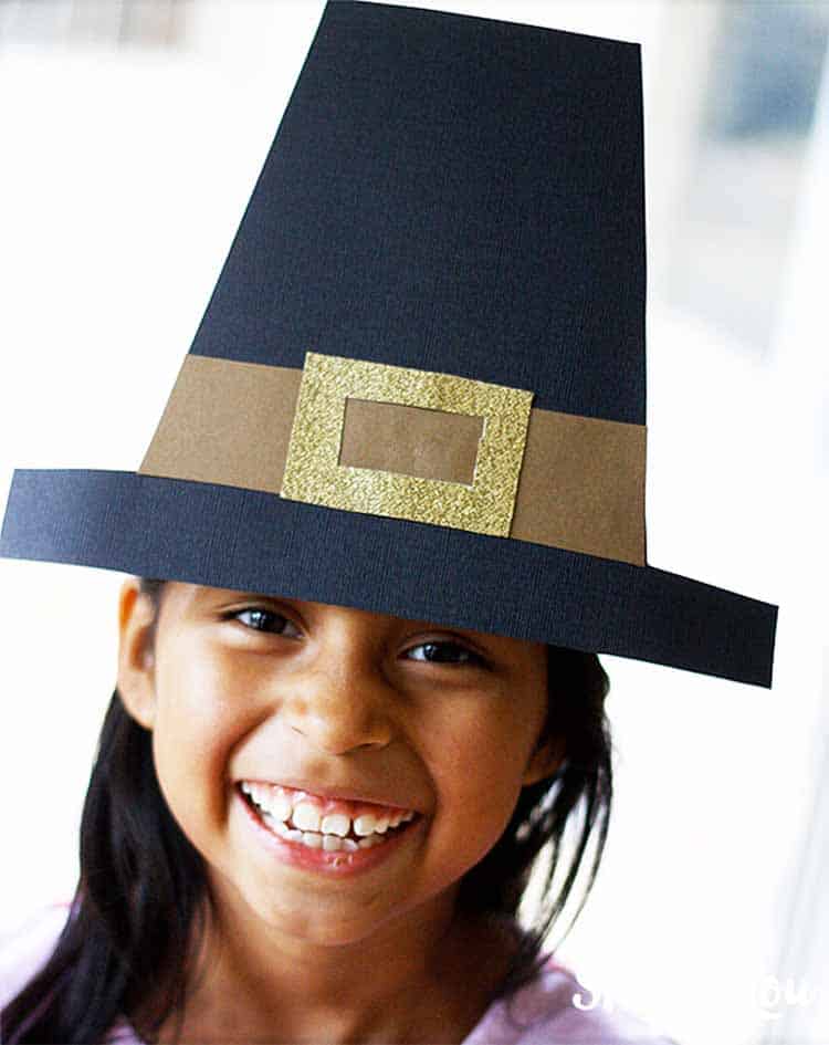 Kids' Thanksgiving Table | Skip To My Lou