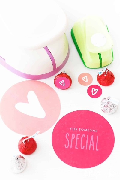 How to Send a Box of Love | Skip To My Lou