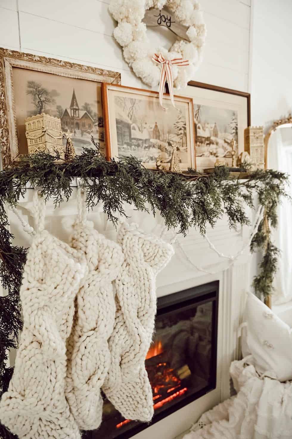Simple and Stunning Holiday Decorations | Skip To My Lou