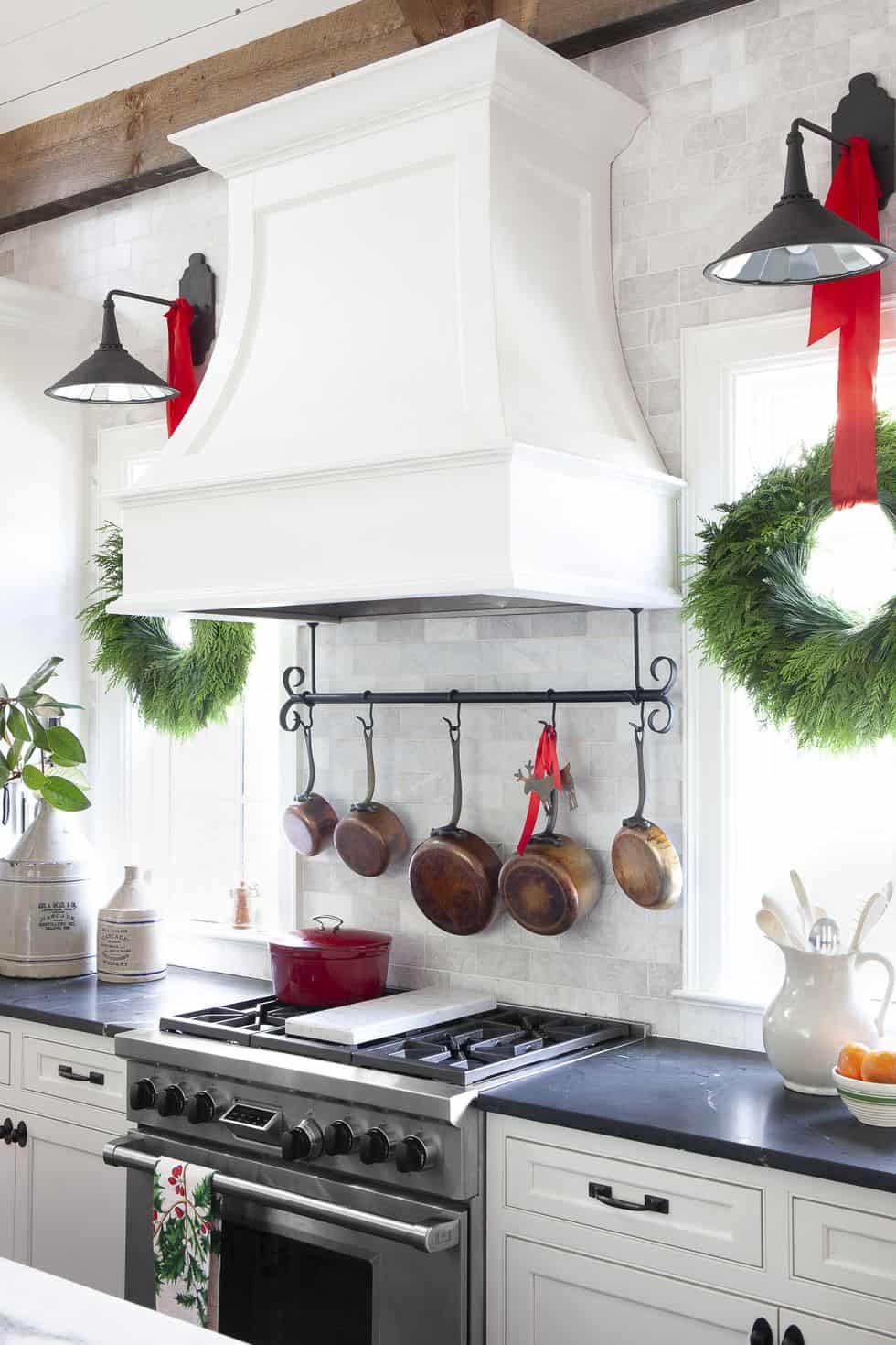 Simple and Stunning Holiday Decorations | Skip To My Lou