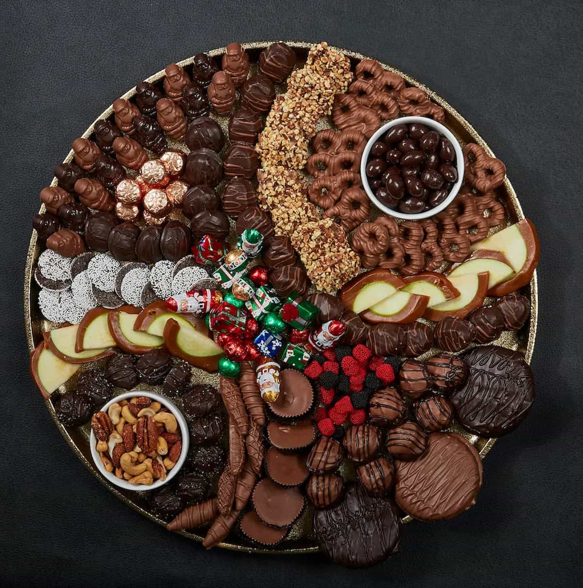 30+ Sweet and Delicious Chocolate Charcuterie Board Ideas